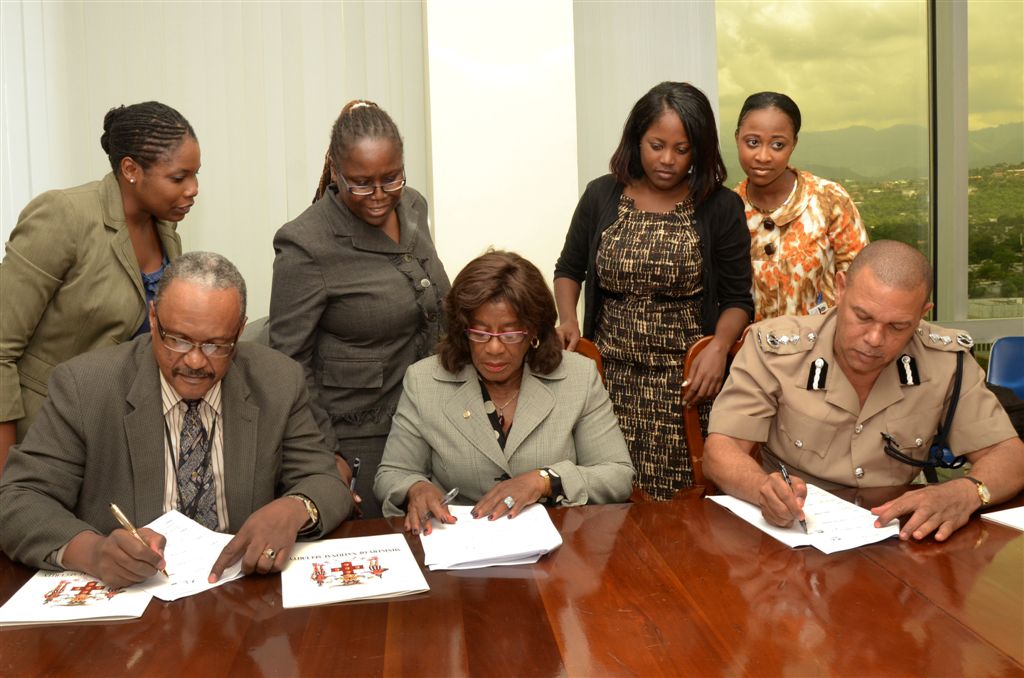 National Security Ministry signs MOU | Jamaica Social Investment Fund ...
